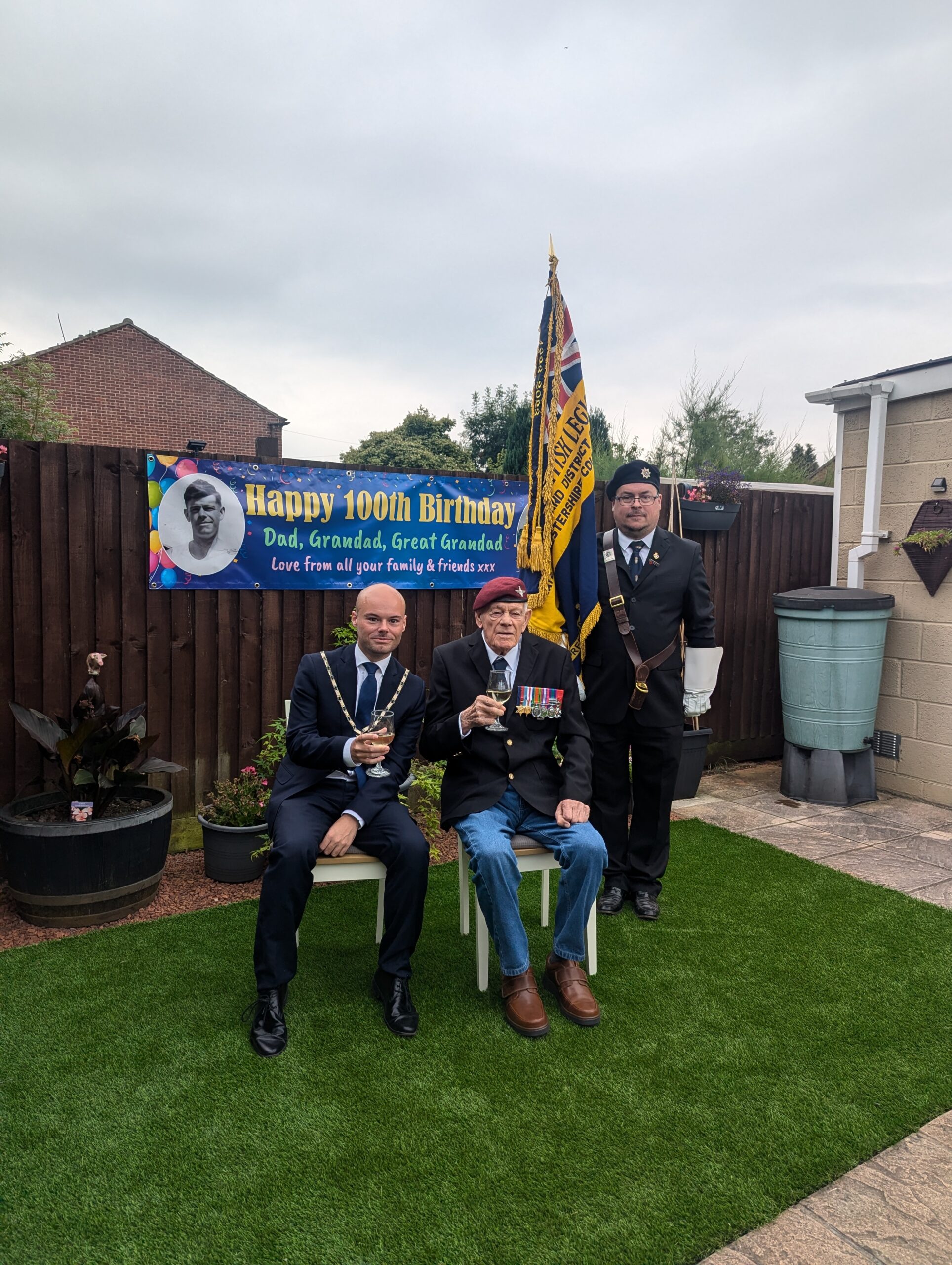 𝗠𝗮𝘆𝗼𝗿 𝗼𝗳 𝗬𝗮𝘁𝗲 𝗛𝗼𝗻𝗼𝘂𝗿𝘀 𝗪𝗮𝗿 𝗛𝗲𝗿𝗼 𝗼𝗻 𝗛𝗶𝘀 𝟭𝟬𝟬𝘁𝗵 𝗕𝗶𝗿𝘁𝗵𝗱𝗮𝘆 - Yate Town Council